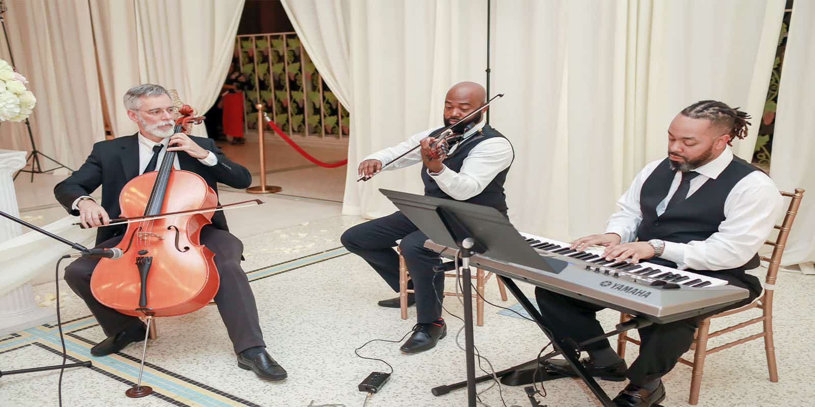 5 Tips to Help Decide on Choosing a Wedding DJ or Live Band